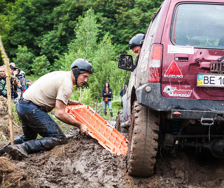 4WD recovery kits and 4x4 gear | Victoria & Gold Coast